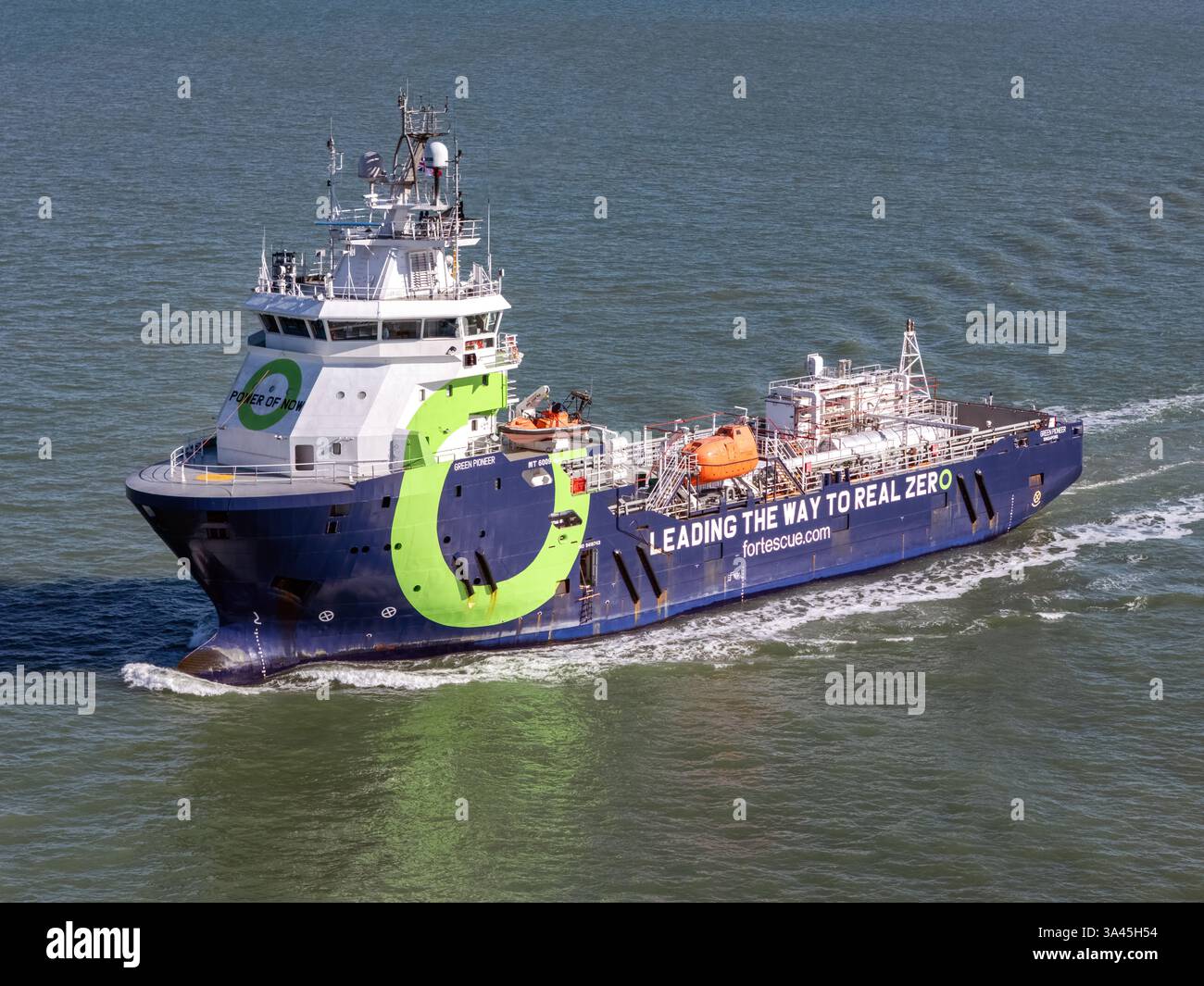 Fortescue’s Green Pioneer, the world's first dual-fuelled ammonia ...