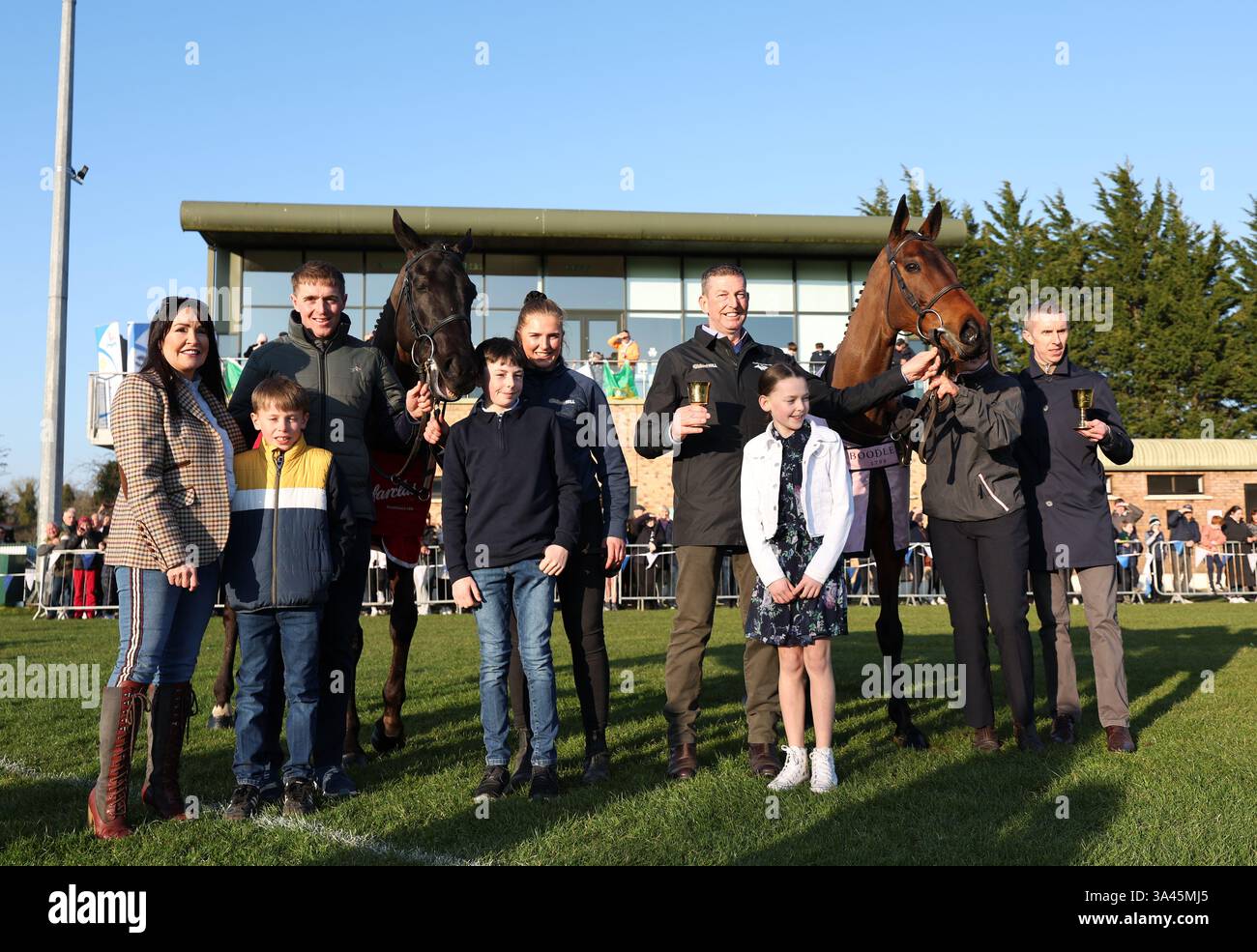 Inothewayurthinkin and Stumptown with Gavin Cromwell, his family, and ...
