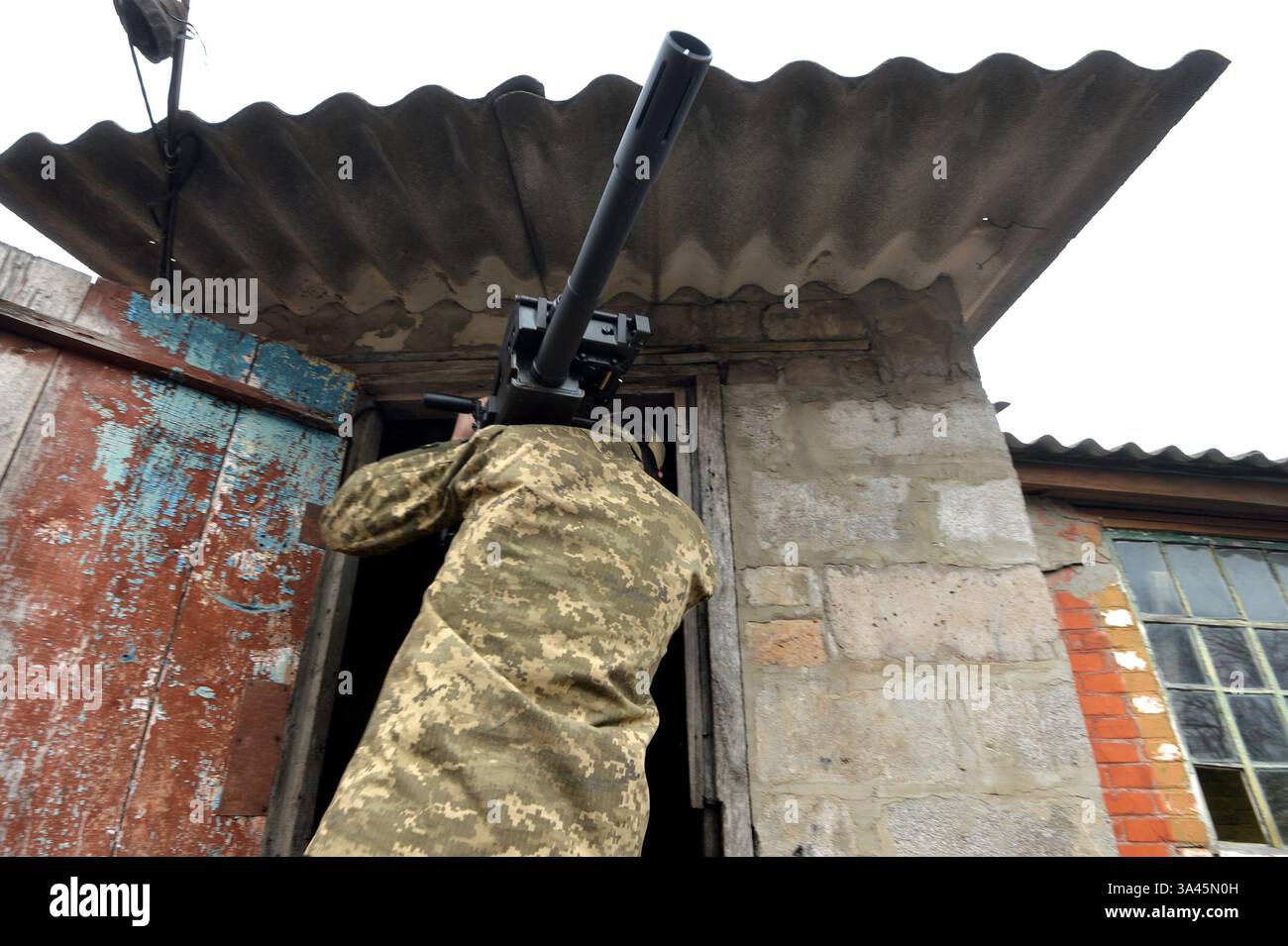 Soldier of the 2nd Rifle Battalion of the 57th Separate Motorized ...