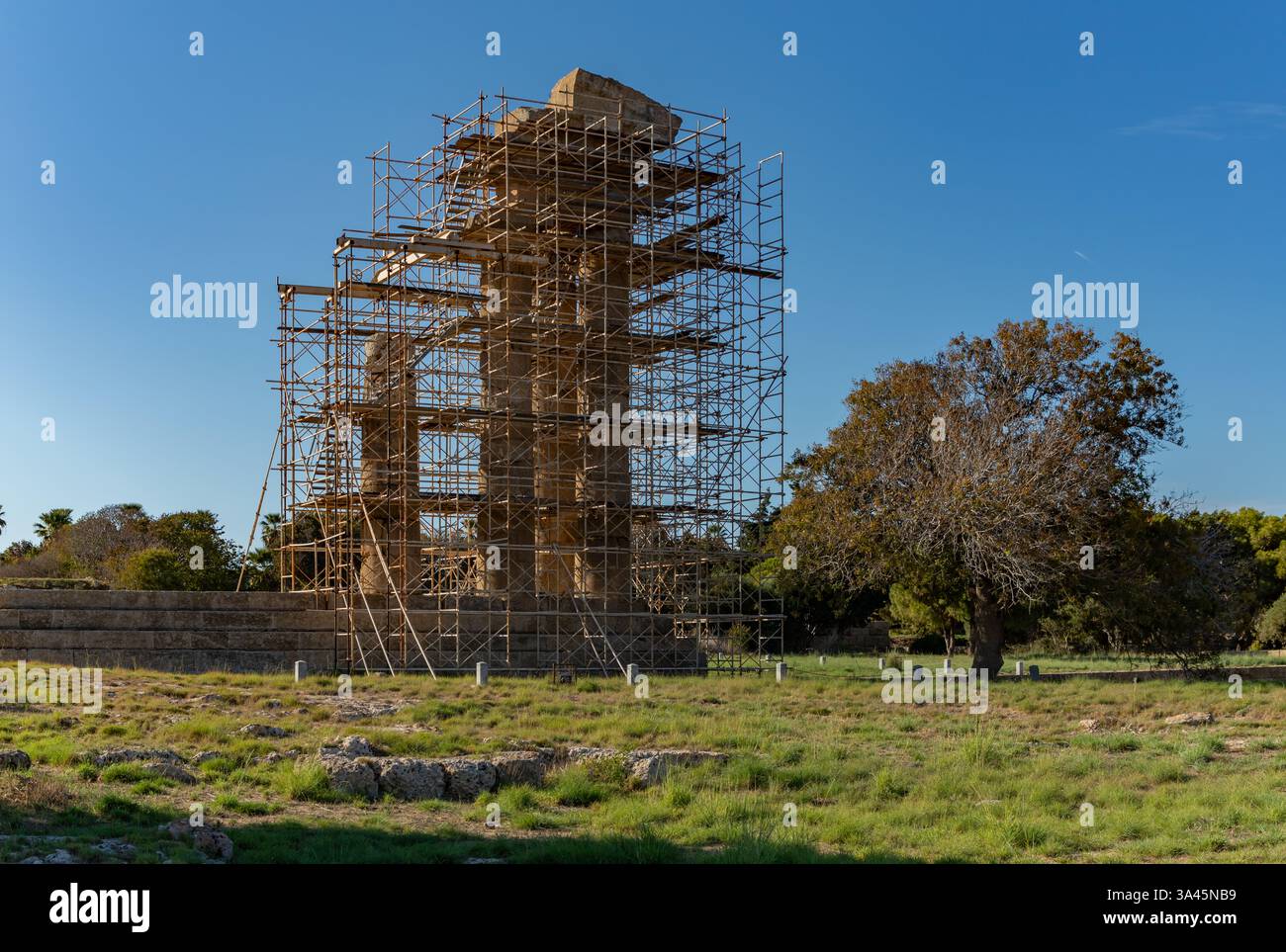 A picture of the Temple of Pythian Apollo, part of the Acropolis of Rhodes Stock Photo - Alamy