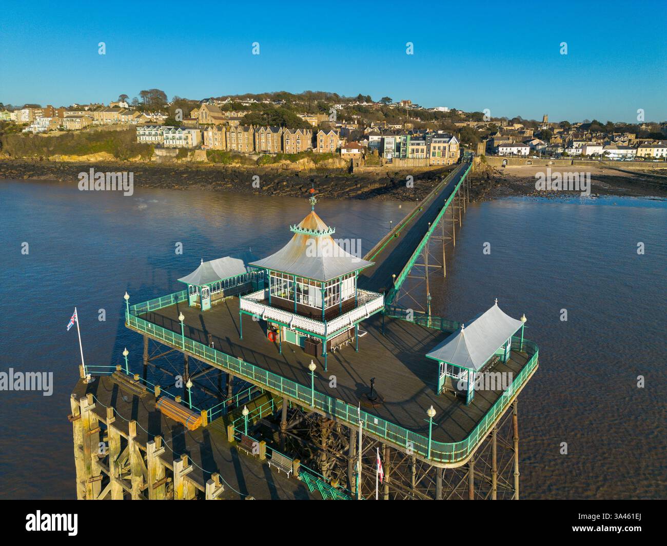 Clevedon, Somerset, UK. 18th March 2025. UK Weather. General aerial view of Clevedon Pier at ...