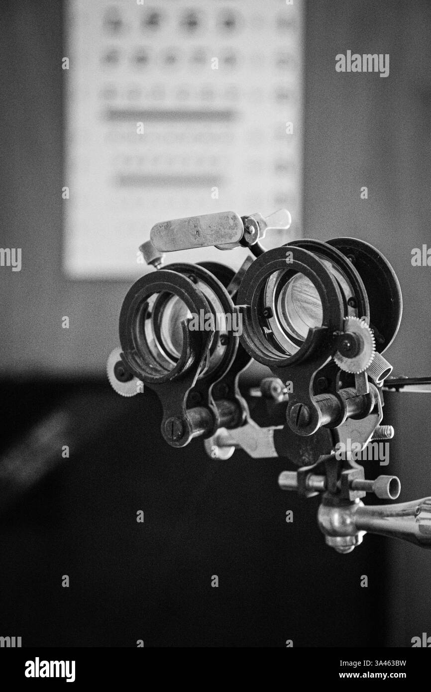 Eye examination equipment phoropter hi-res stock photography and images ...