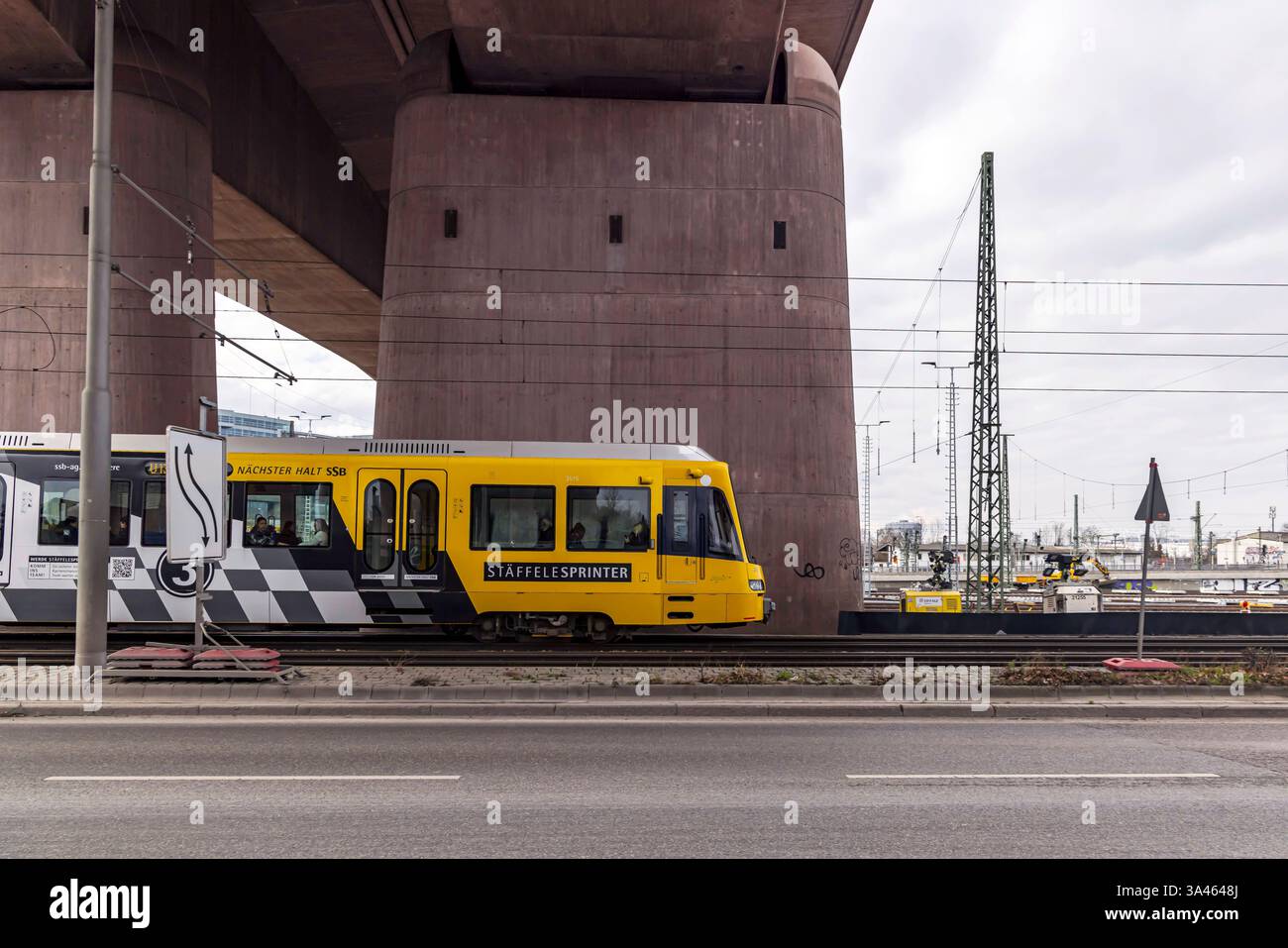 Stadtbahn der Stuttgarter Straßenbahnen AG, SSB. // 17.03.2025 ...