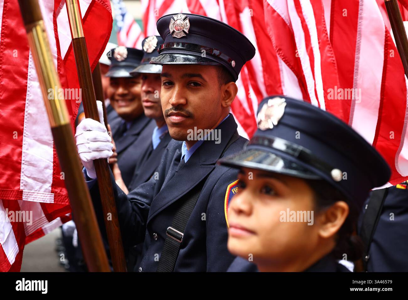 Members of the FDNY Color Guard march in the St. Patrick's Day Parade ...