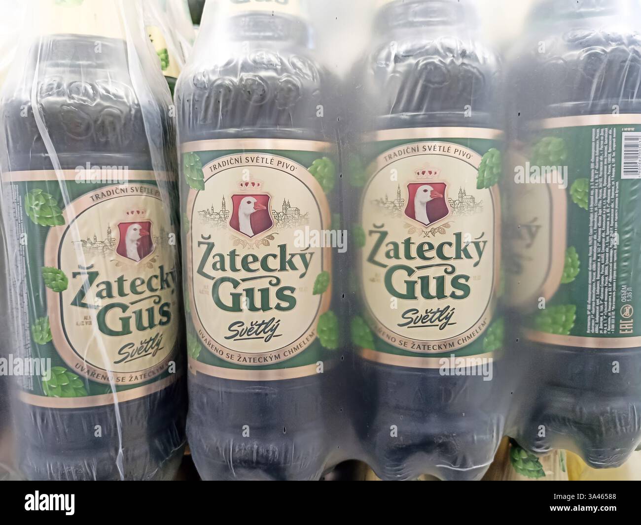 Plastic sealed beverages hi-res stock photography and images - Alamy