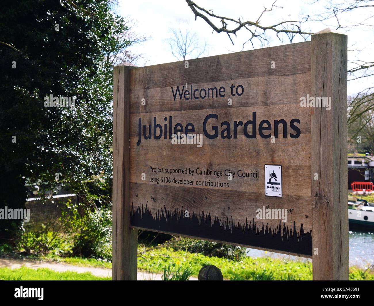 Jubilee gardens sign in hi-res stock photography and images - Alamy