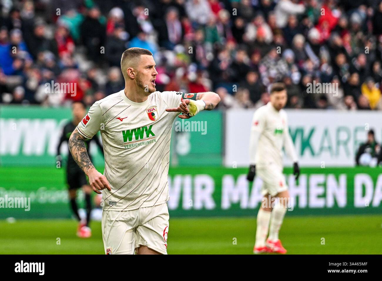 15.03.2025, WWK-Arena, Augsburg, GER, 1. FBL, FC Augsburg vs VfL ...