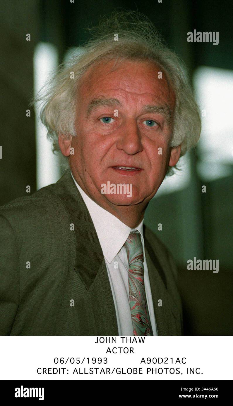 May 6, 1993 - Scarborough, North Yorkshire, England - JOHN THAW.ACTOR.06/05/1993.A90D21AC.CREDIT ...