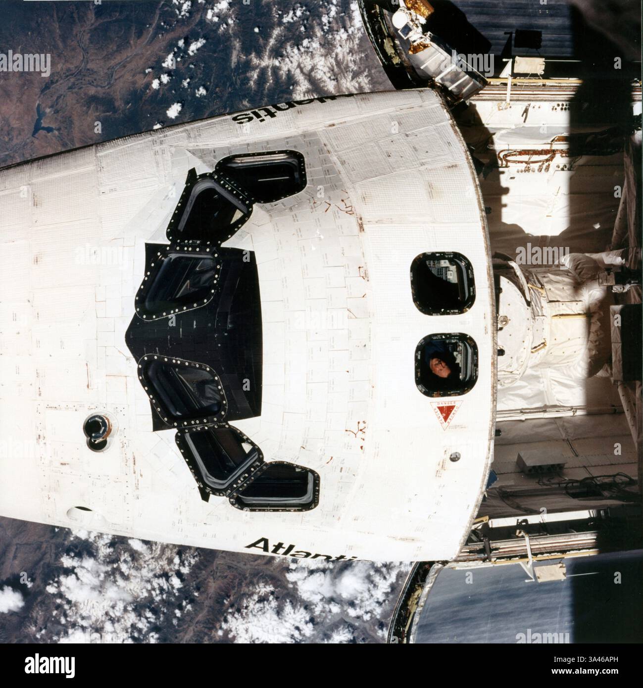 Jul 1, 1995 - Kvant 2, Earth-Orbit - Docked already with Russia's Mir ...