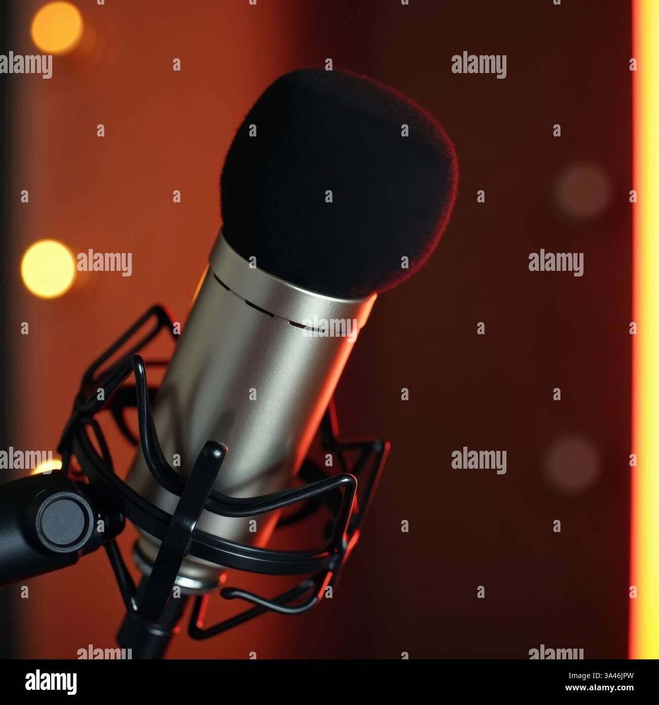 Adjustable mic arm hi-res stock photography and images - Alamy