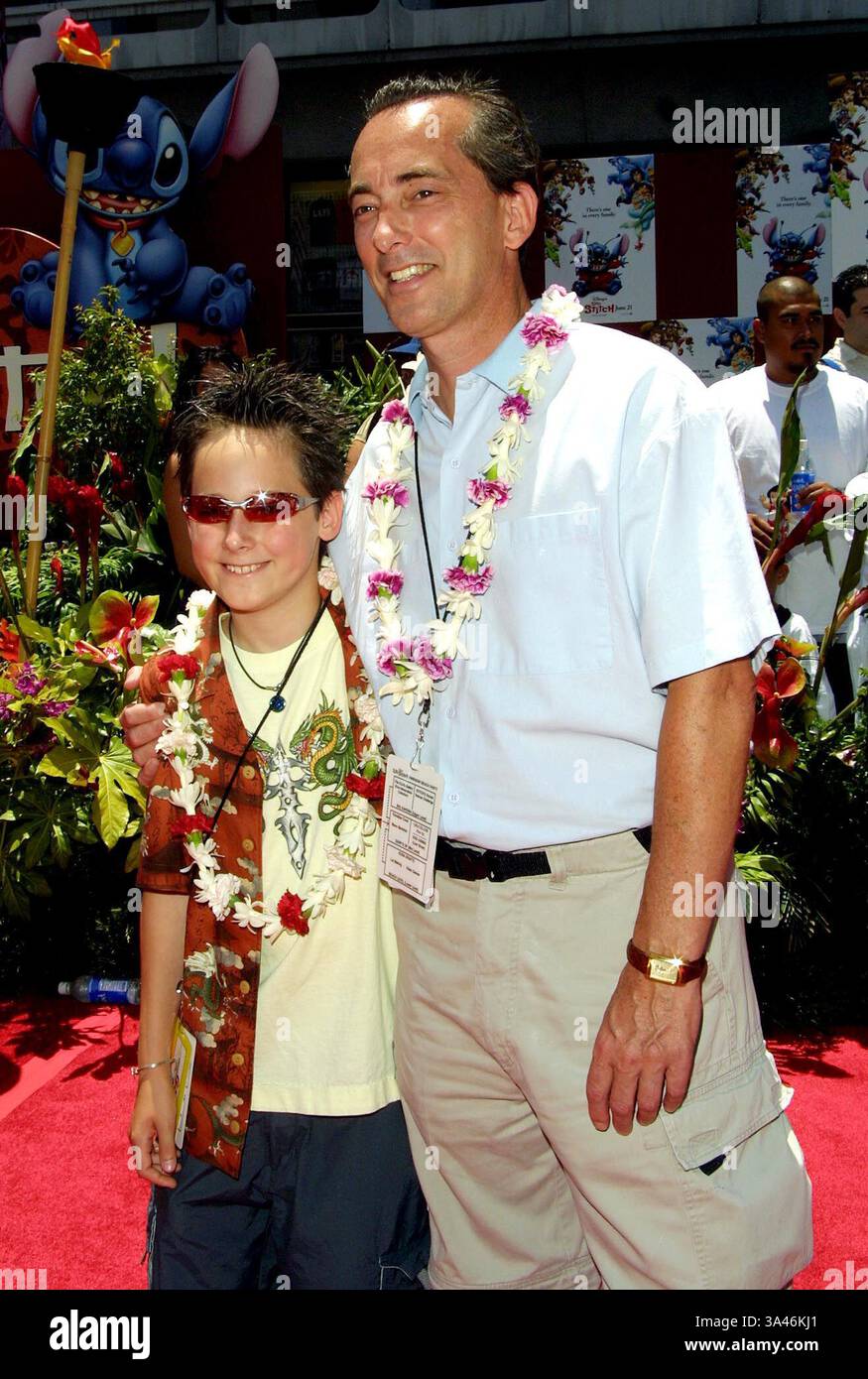 June 17, 2002 - Hollywood, CALIFORNIA, USA - ACTORS BOB THOMAS AND HIS ...