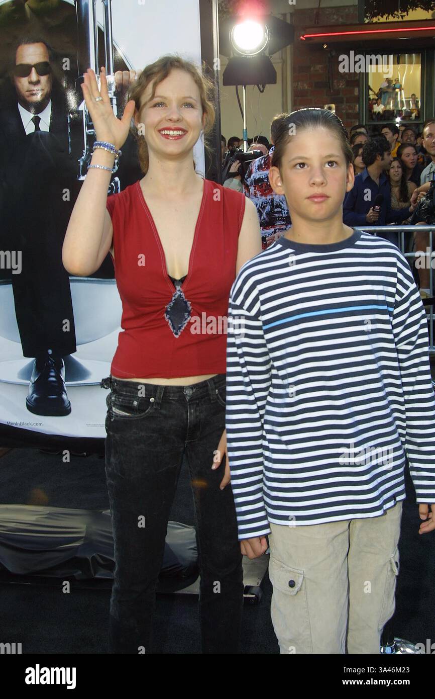 Thora birch with her brother hi-res stock photography and images - Alamy