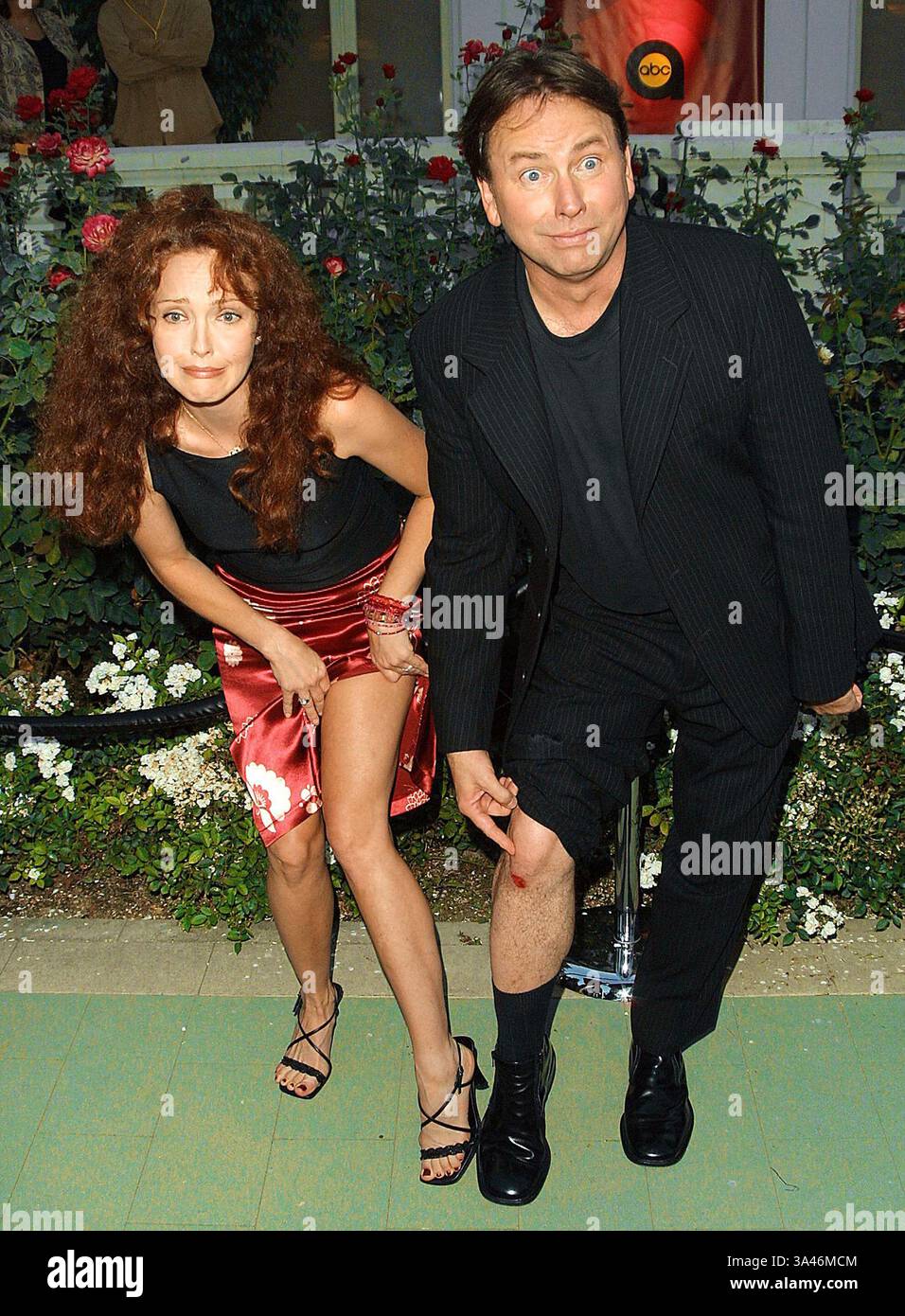 July 18, 2002 - Pasadena, CALIFORNIA, USA - JOHN RITTER, AMY YASBECK ...