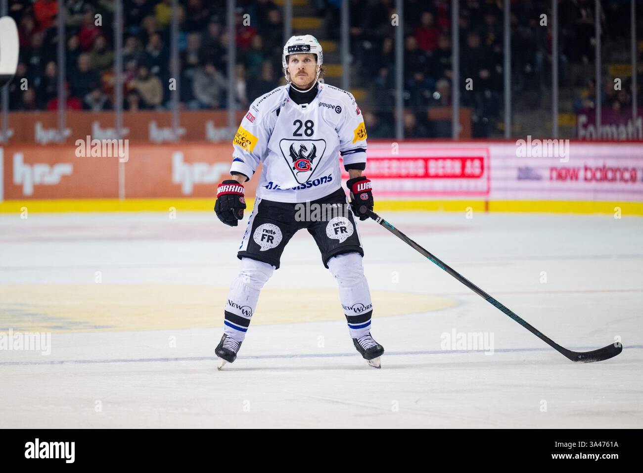 Bern, PostFinance Arena, SC, USA. 18th Mar, 2025. Bern - Fribourg-Gottéron, #28 Christoph ...