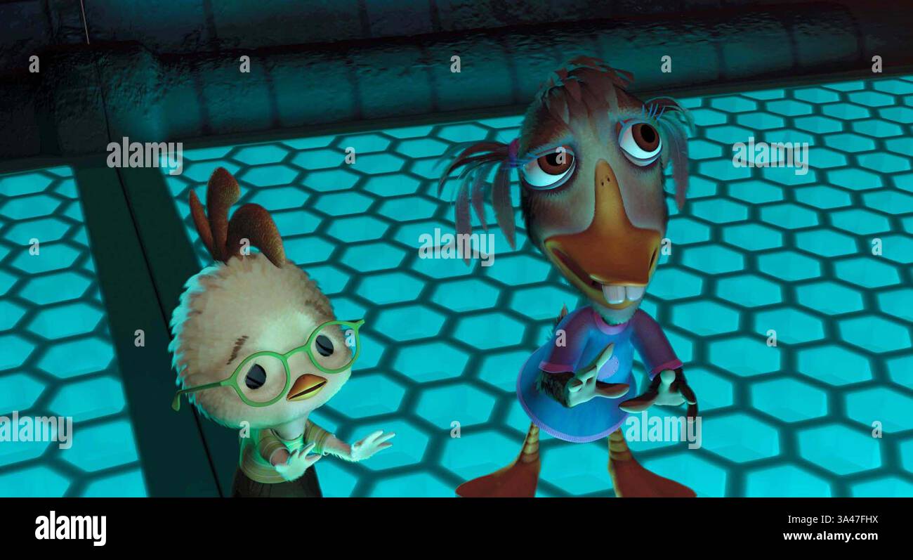 Oct. 12, 2005 - K45987ES.CHICKEN LITTLE.CHICKEN LITTLE (LEFT) AND ABBY ...