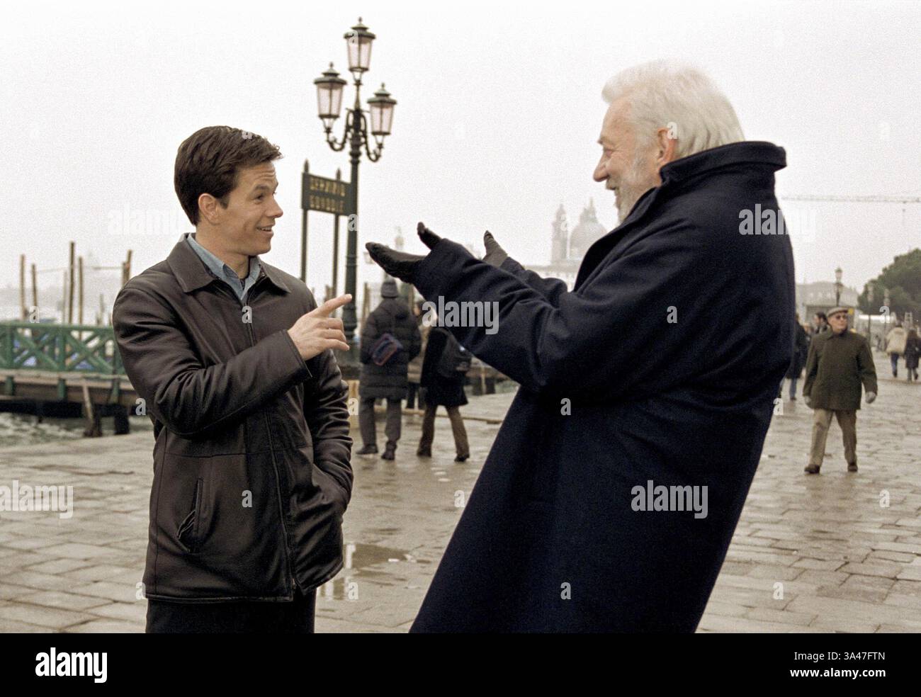 Oct. 31, 2005 - K45732ES.THE ITALIAN JOB.(Left to right) Mark Wahlberg ...