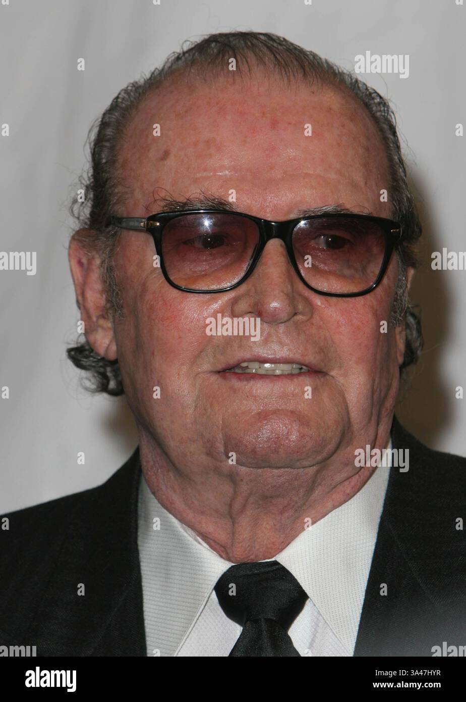 July 19, 2014 - Oklahoma native and U.S. Army veteran JAMES GARNER, a ...