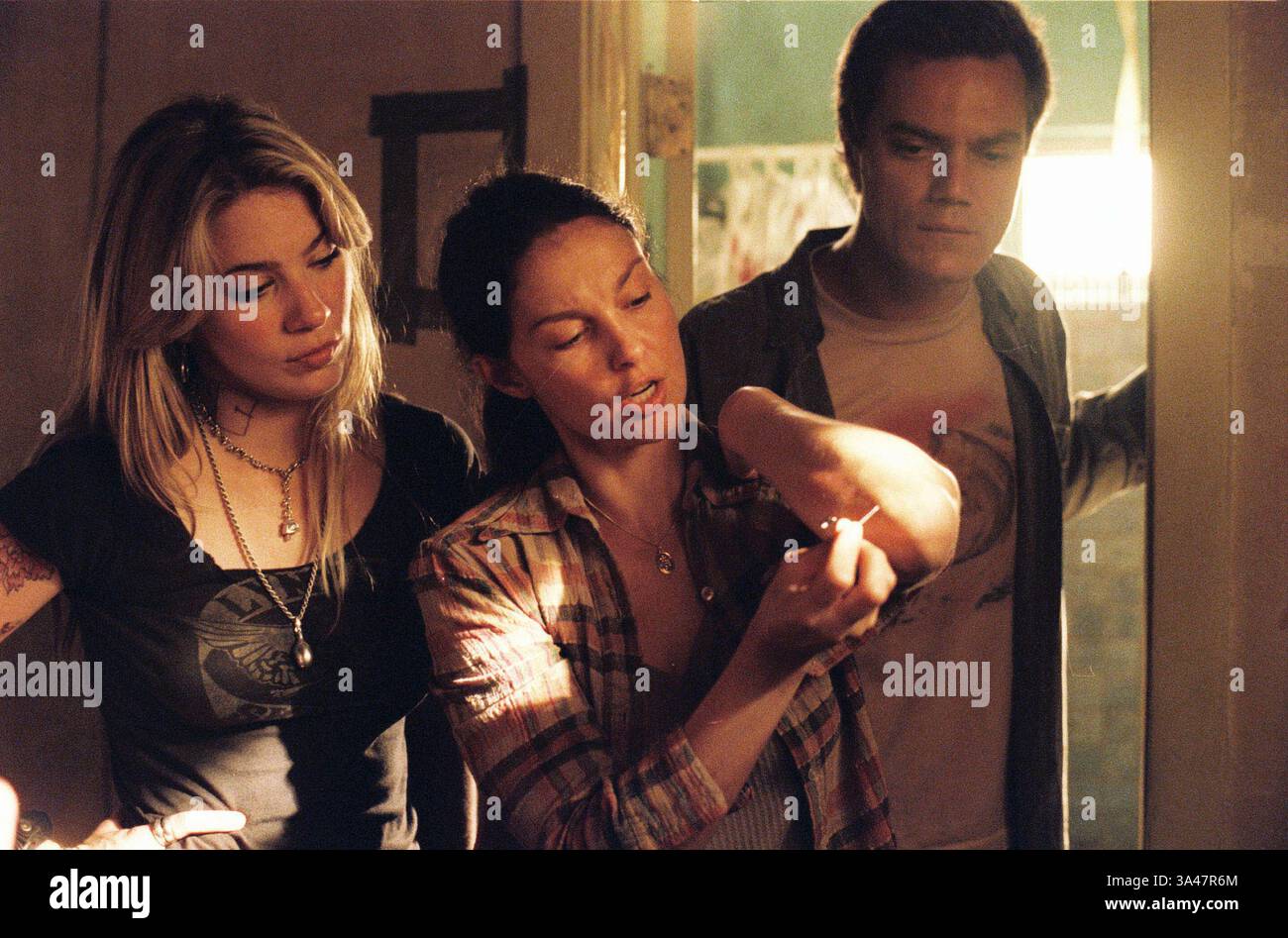May 31, 2007 - BUG.SUPPLIED BY ES- TV-MOVIE STILL.K53367.MICHAEL SHANNON WITH LYNN COLLINS AND ...