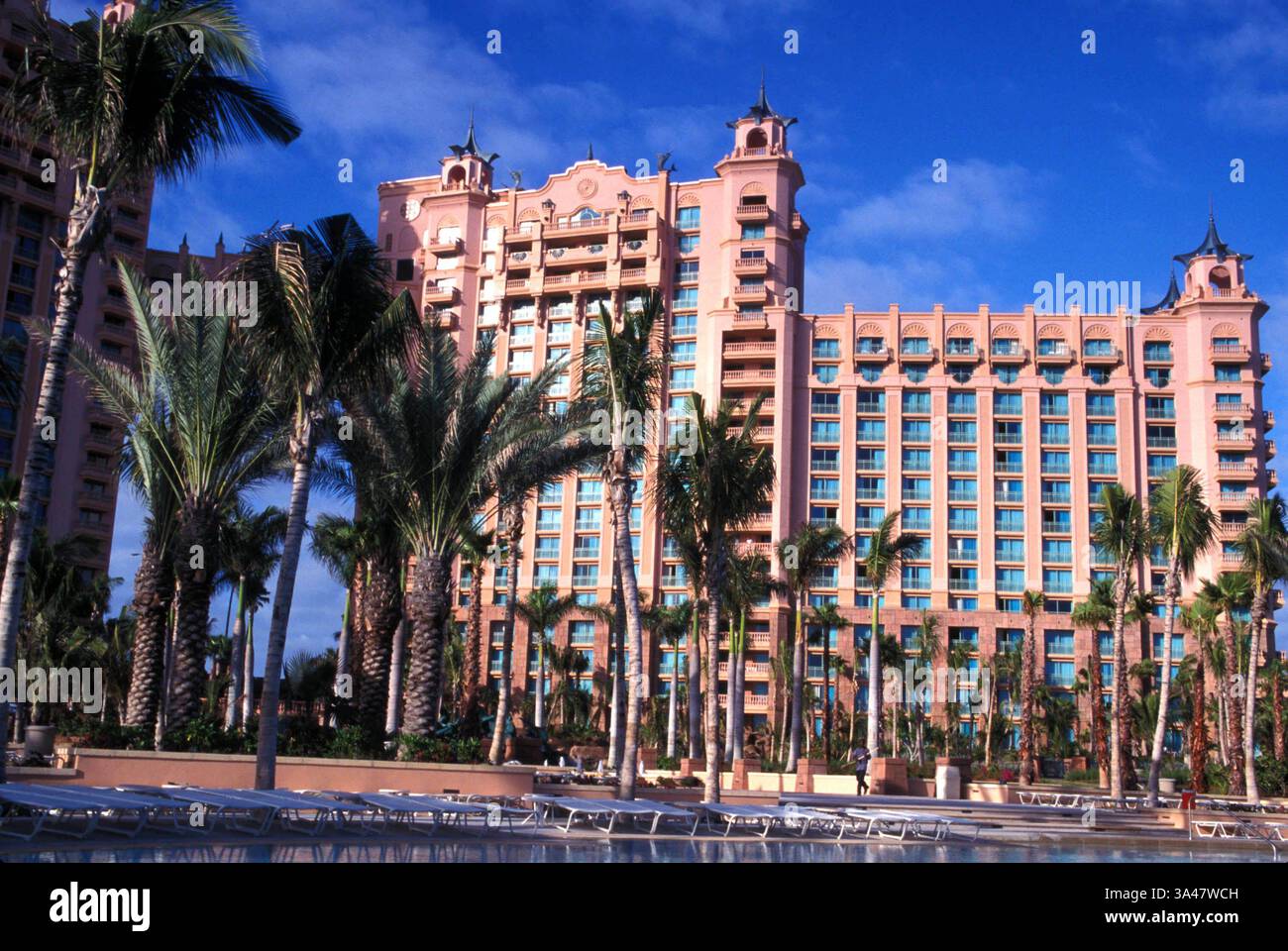 Aug. 14, 2007 - ATLANTIS RESORT HOTEL , PARADISE ISLAND , BAHAMAS 1999 ...