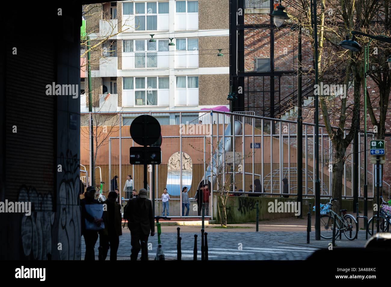 Bridge underpass connecting the Marolles district with the Stalingrad ...