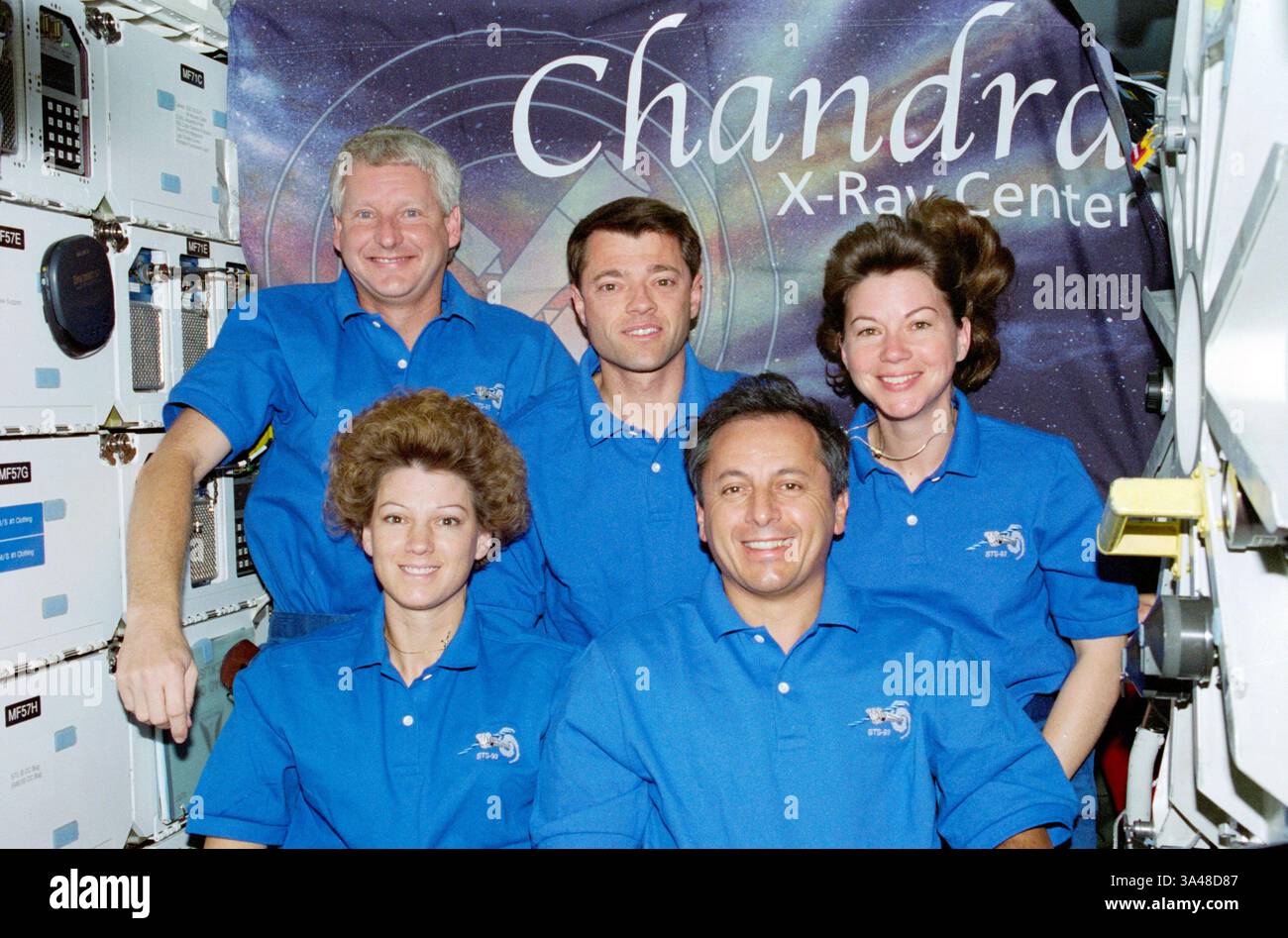 Dec. 5, 2013 - Fifteen Years Ago, Chandra X-Ray Observatory Deployed by ...