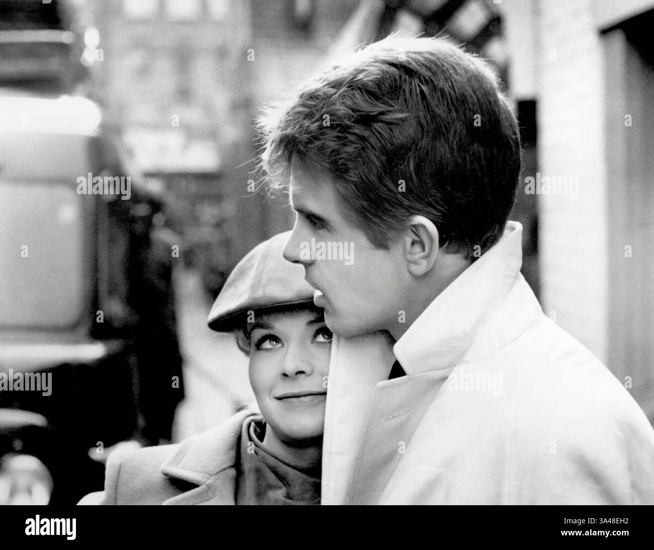 Susannah York, Warren Beatty, on-set of the film, "Kaleidoscope", aka ...