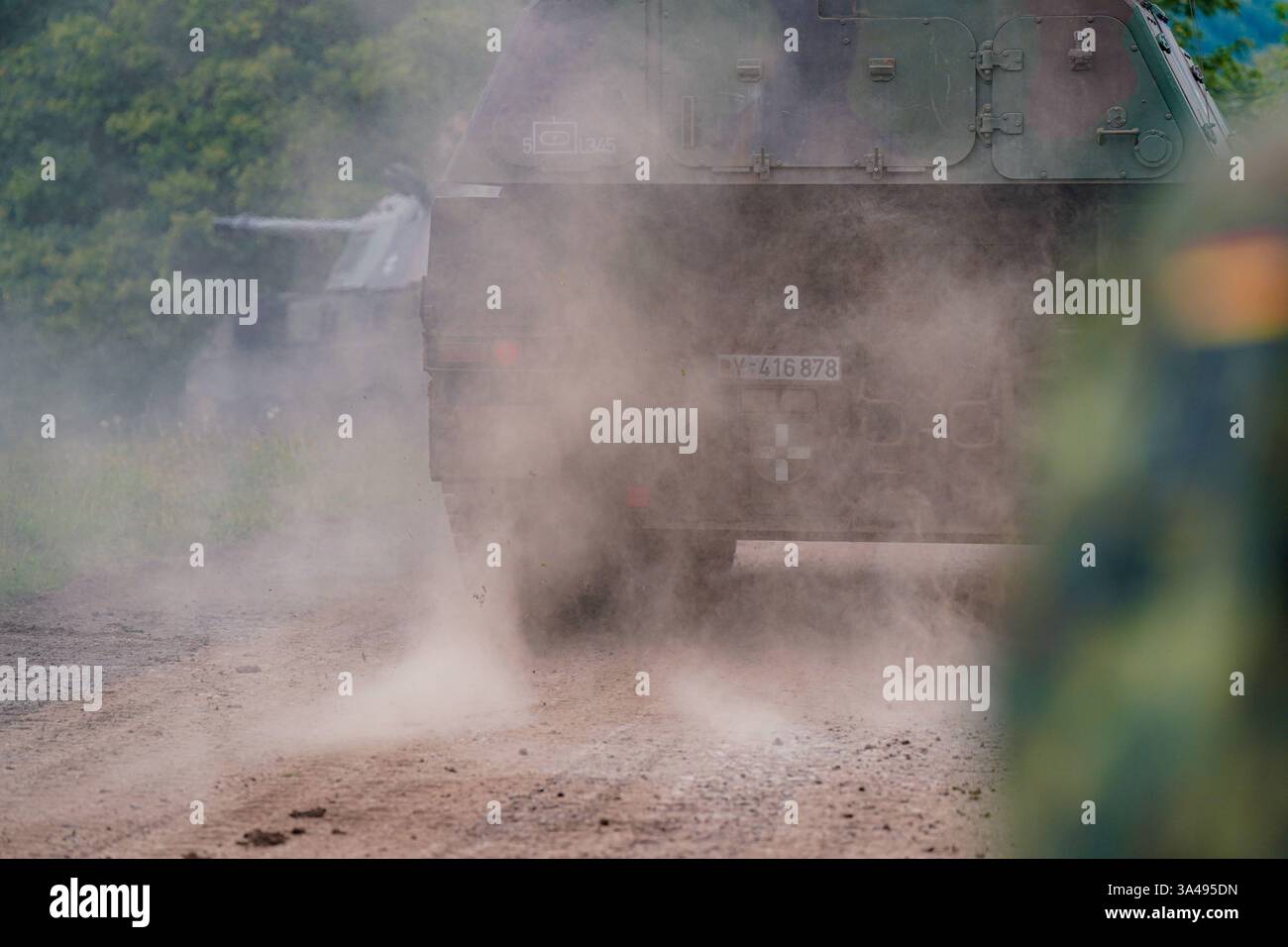 Deutschland, Europa, Bundeswehr, Panzerhaubitze 2000, Panzer, Militär ...