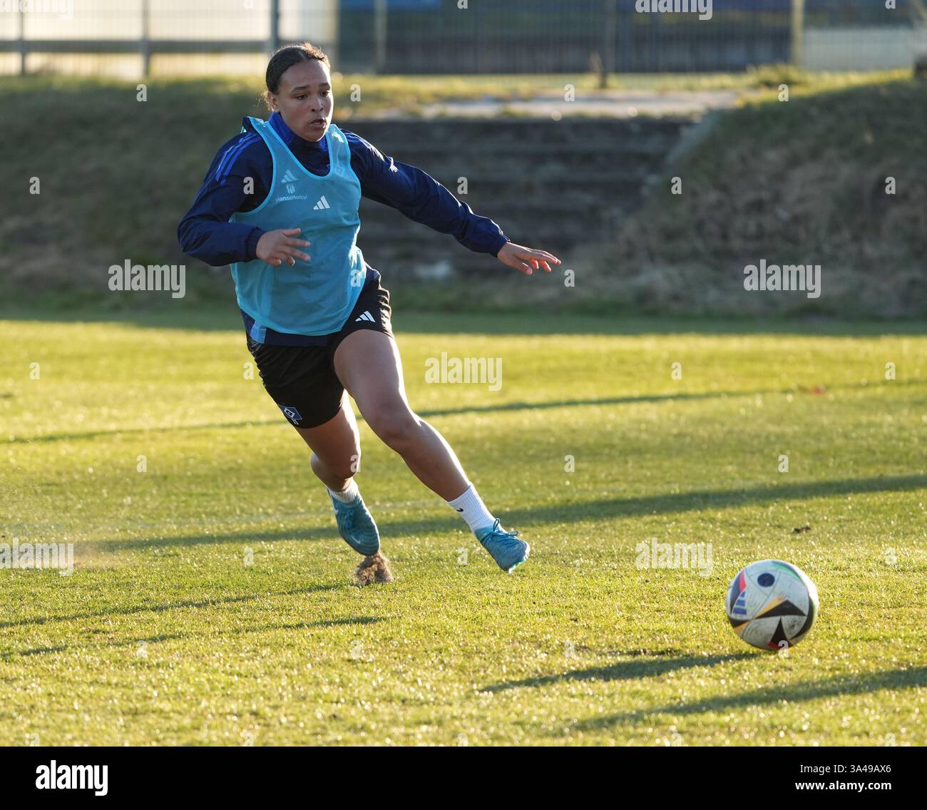 PRODUCTION - 18 March 2025, Schleswig-Holstein, Norderstedt: Soccer ...