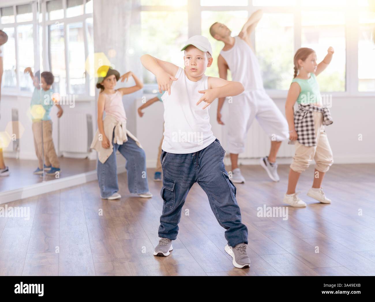 Australian boy preteen hi-res stock photography and images - Alamy