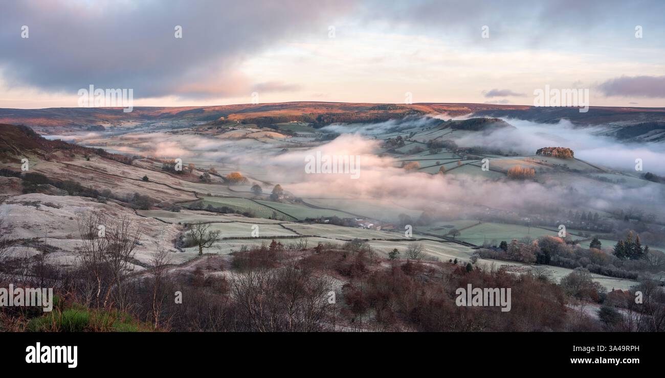Mist in the valley of Rosedale Abbey on a frosty winter morning Stock ...