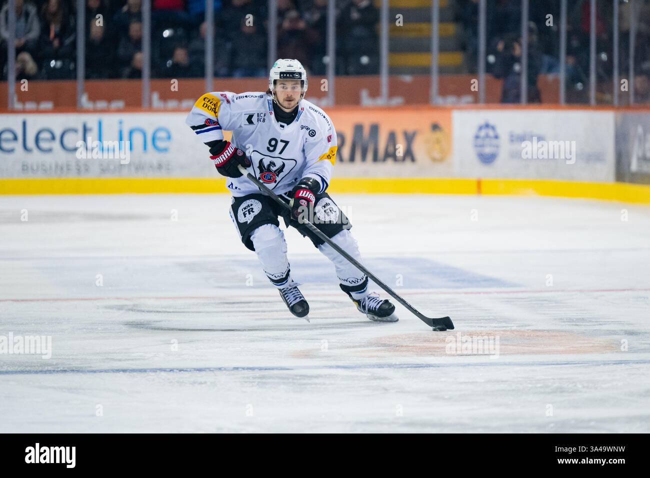 18/03/2025, Bern, PostFinance Arena, SC Bern - Fribourg-Gottéron, #97 ...