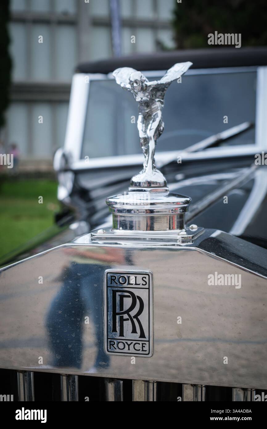 Spirit of ecstasy and phantom hi-res stock photography and images - Alamy