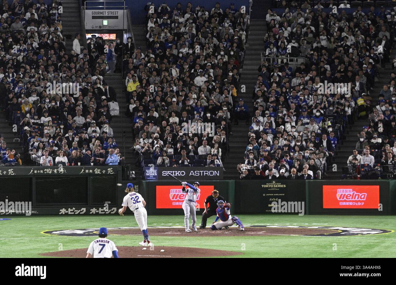 Los Angeles Dodgers designated hitter Shohei Ohtani hits a single ...