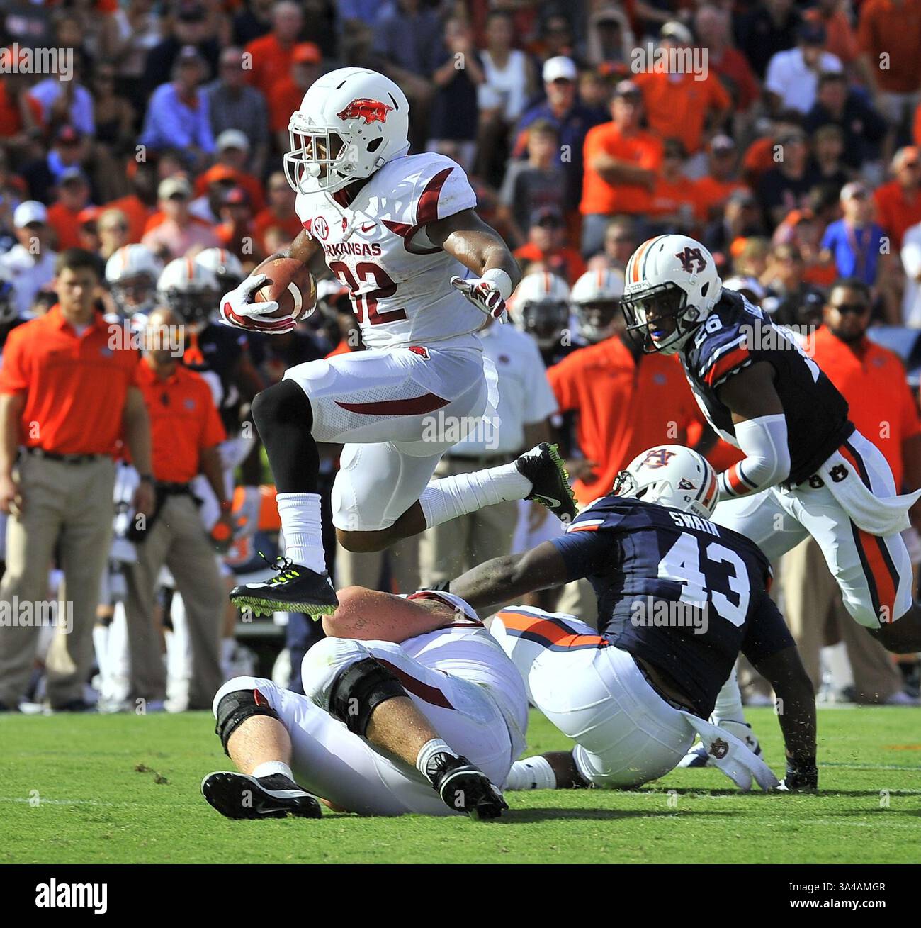 Game 32 of 43 jpg hi-res stock photography and images - Alamy