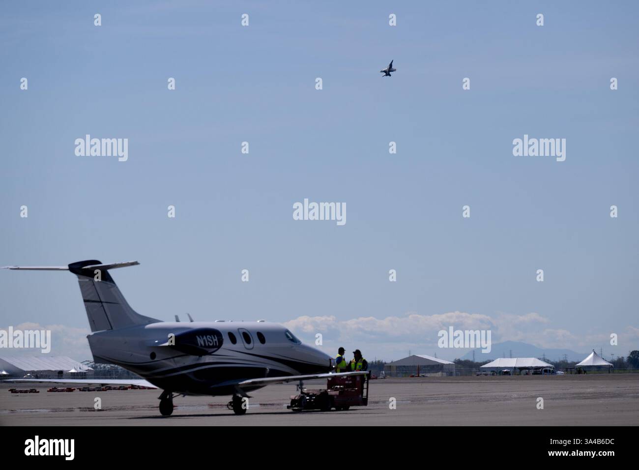 Rancho Cordova, Ca, USA. 18th Mar, 2025. Mills Middle School teacher ...