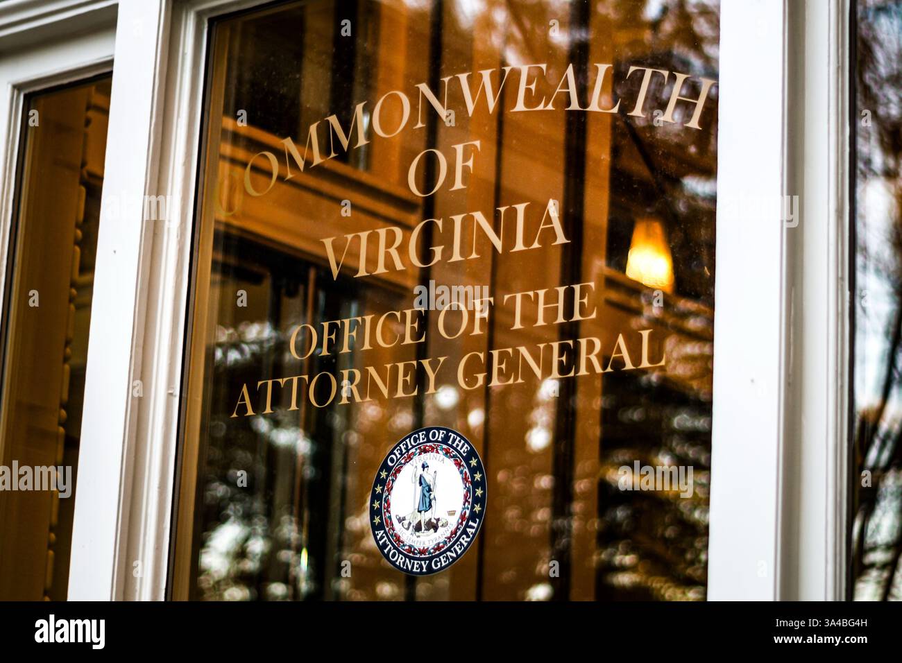 Virginia attorney generals office hi-res stock photography and images ...