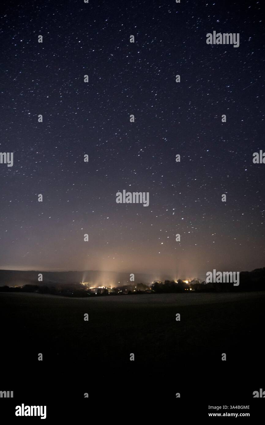 Starry night over countryside hi-res stock photography and images - Alamy