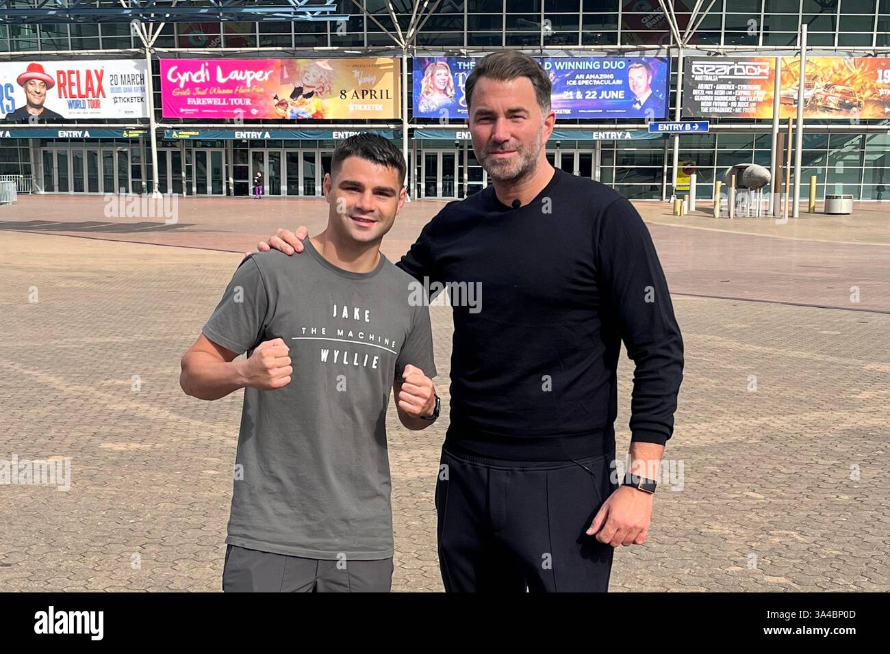 Sydney, Australia. 19th Mar, 2025. Jake Wyllie and Eddie Hearn pose for ...