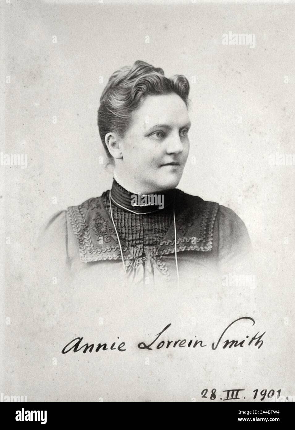 Annie lorrain smith hi-res stock photography and images - Alamy