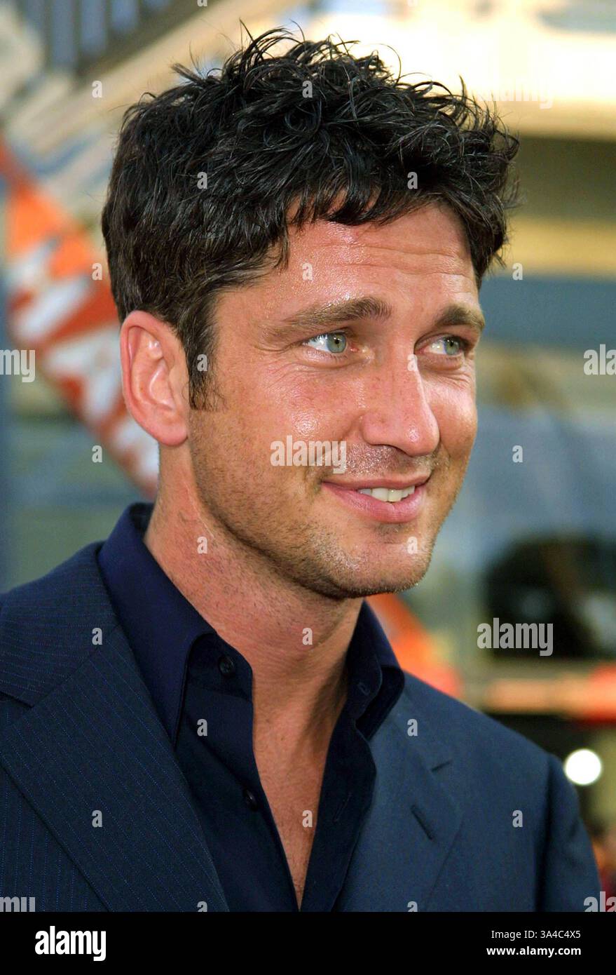 Gerard butler lara croft tomb raider hi-res stock photography and ...