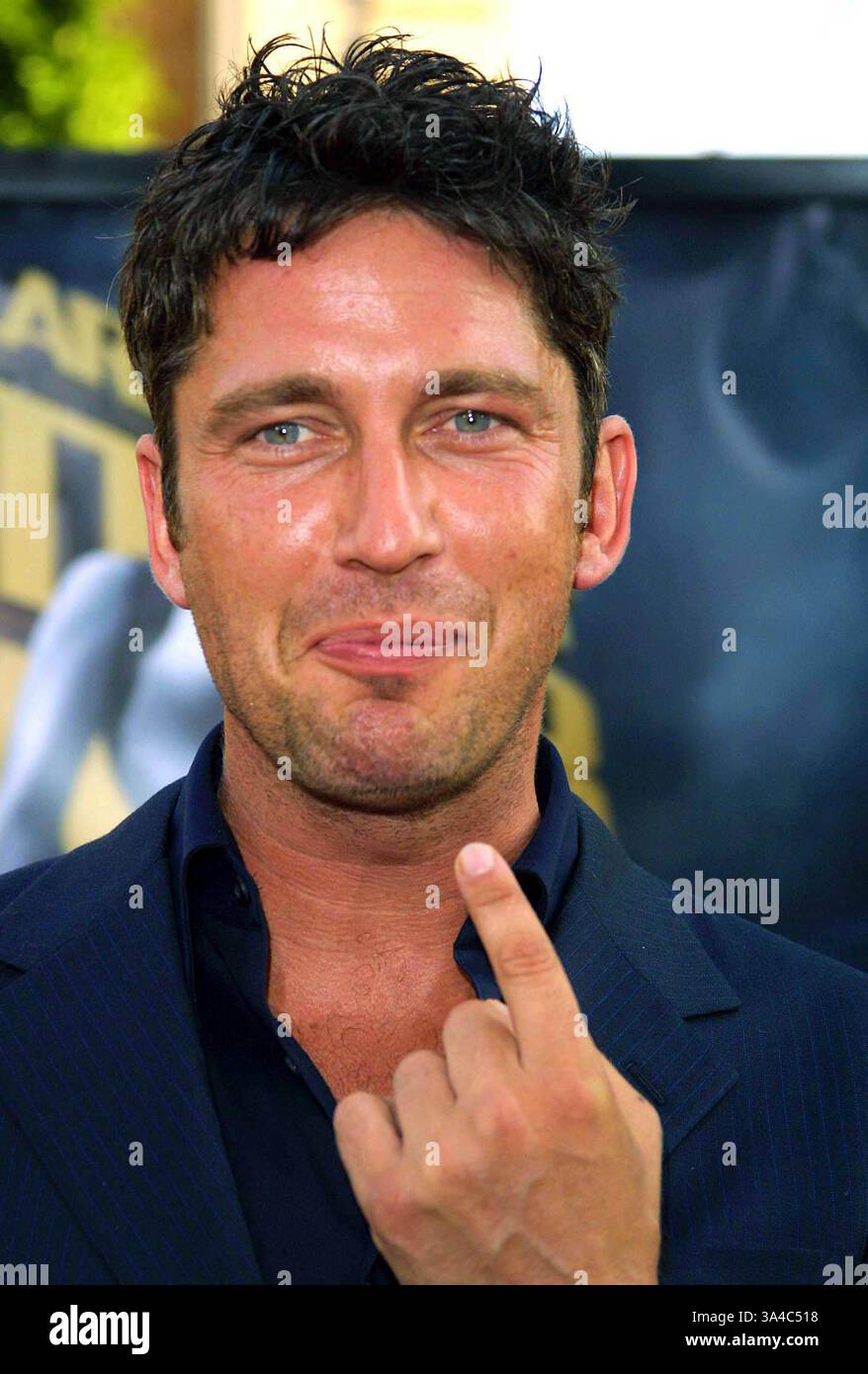 Gerard butler lara croft tomb raider hi-res stock photography and ...