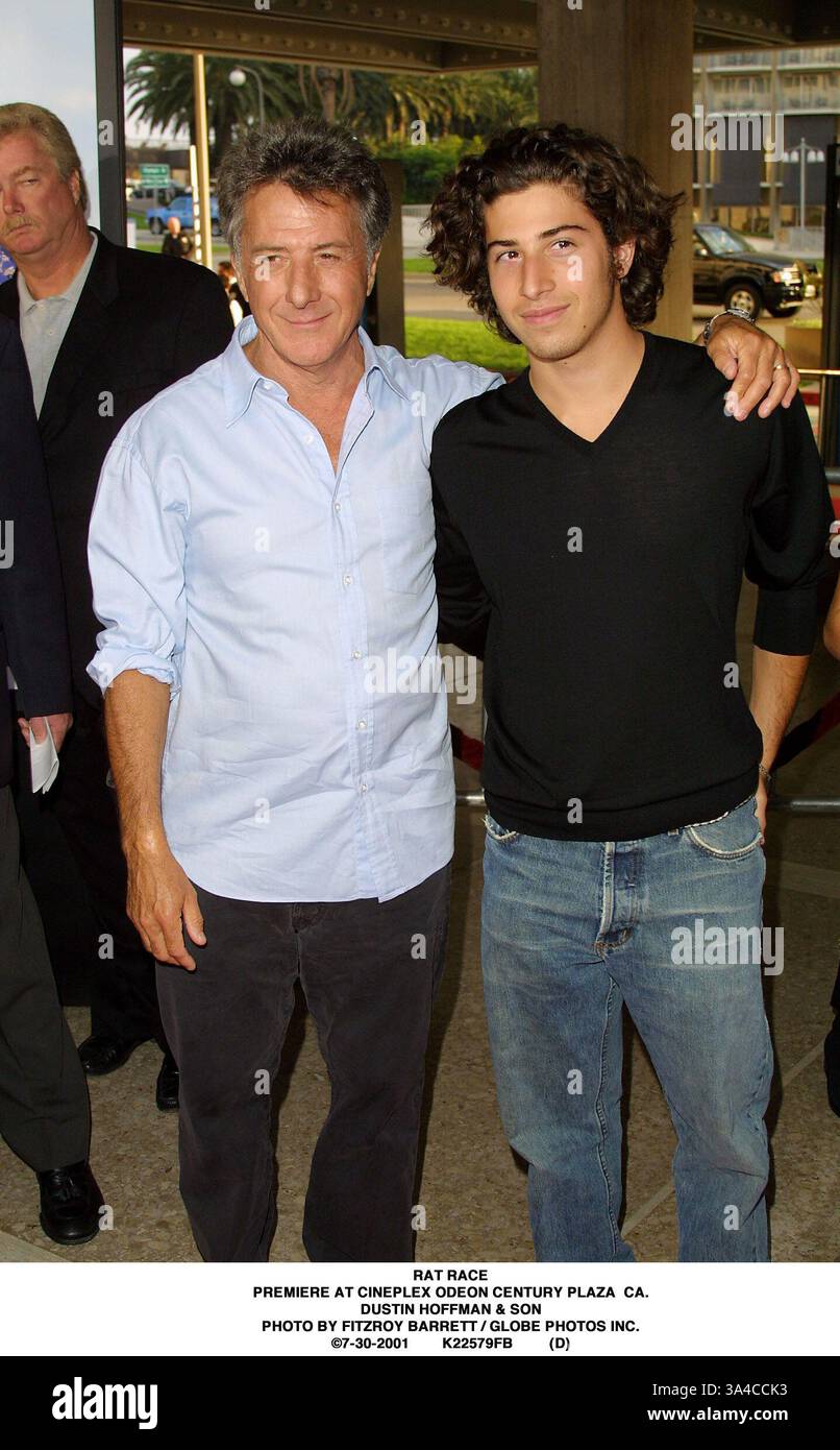 July 30, 2001 - RAT RACE.PREMIERE AT CINEPLEX ODEON CENTURY PLAZA CA..DUSTIN HOFFMAN & SON ...