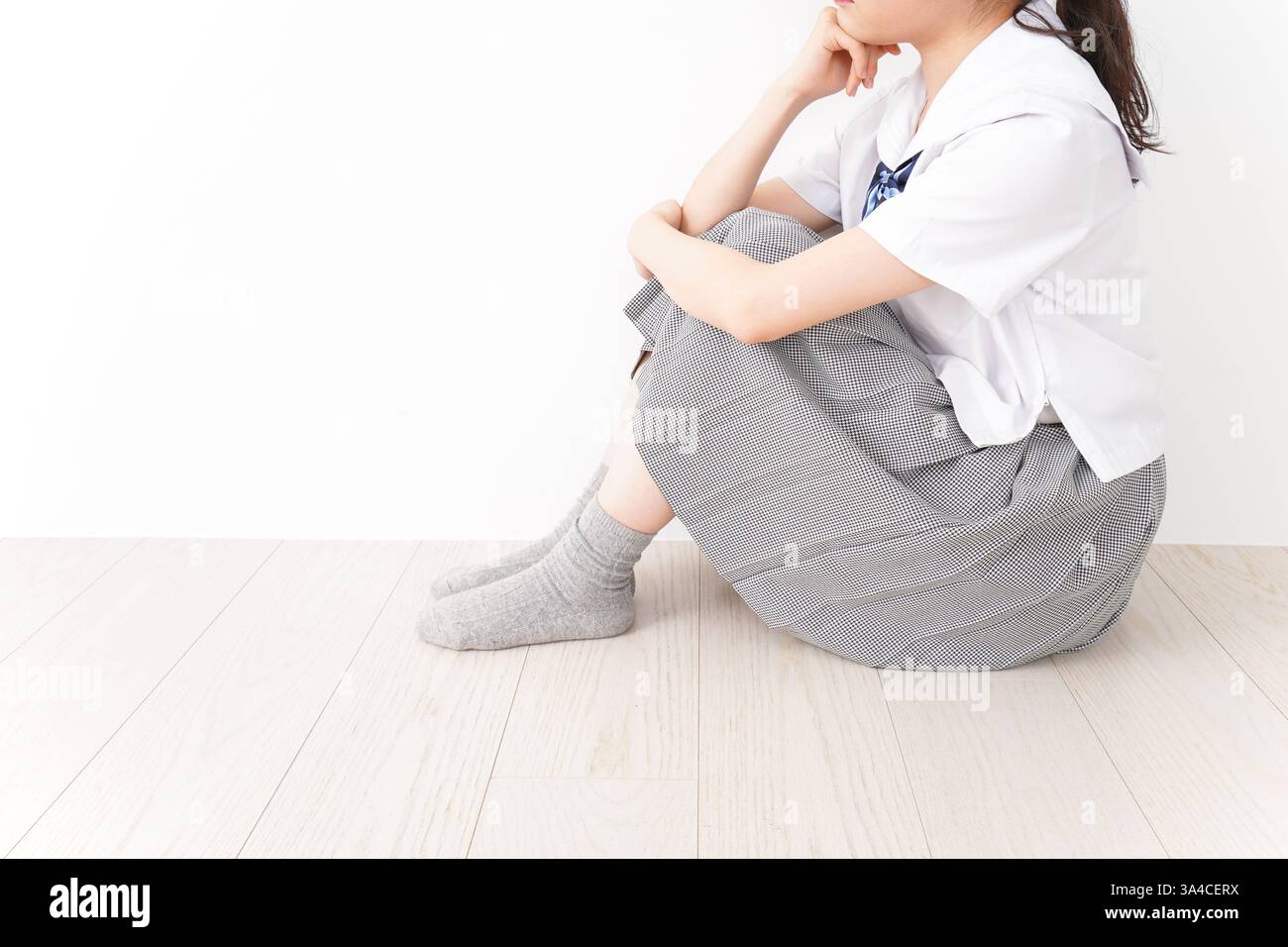 Sad student middle school hi-res stock photography and images - Alamy