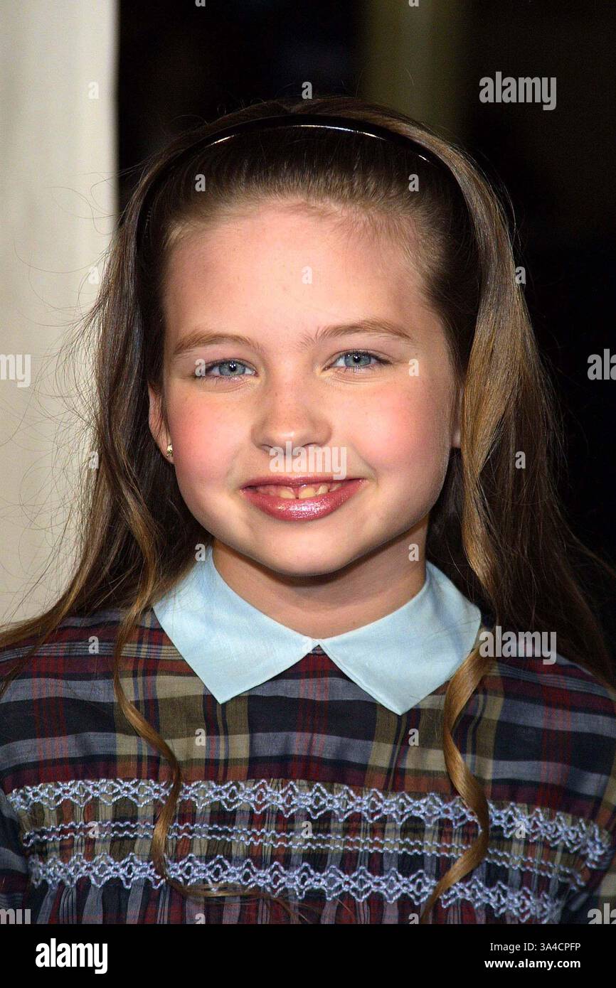 Oct. 2, 2002 - Hollywood, CA, USA - DAVEIGH CHASE ..K26478TR ...