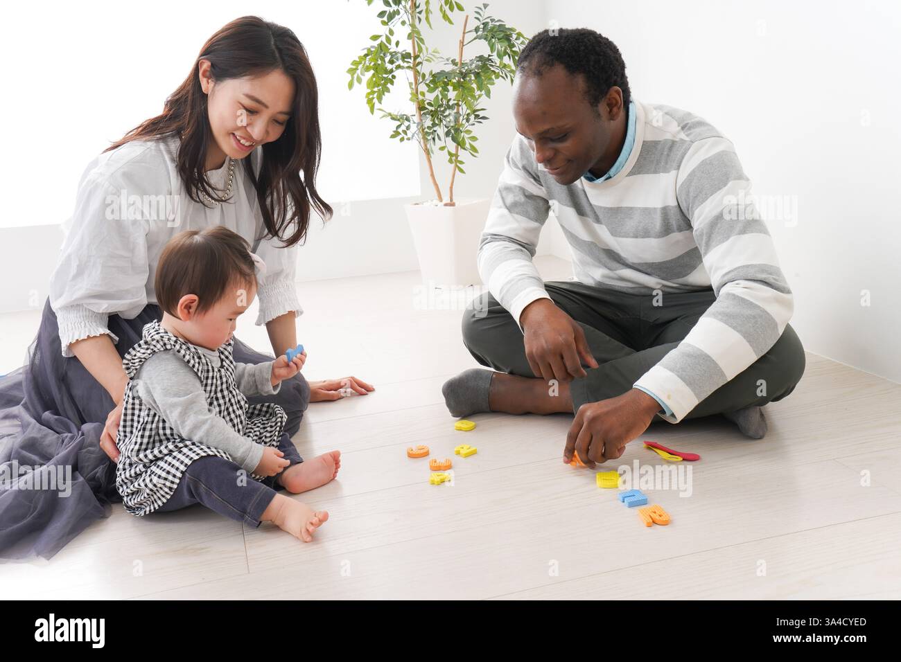 A baby experiencing an English conversation class Stock Photo - Alamy