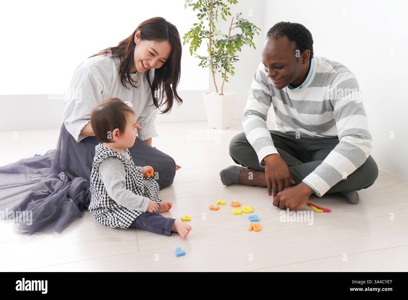 A baby experiencing an English conversation class Stock Photo - Alamy
