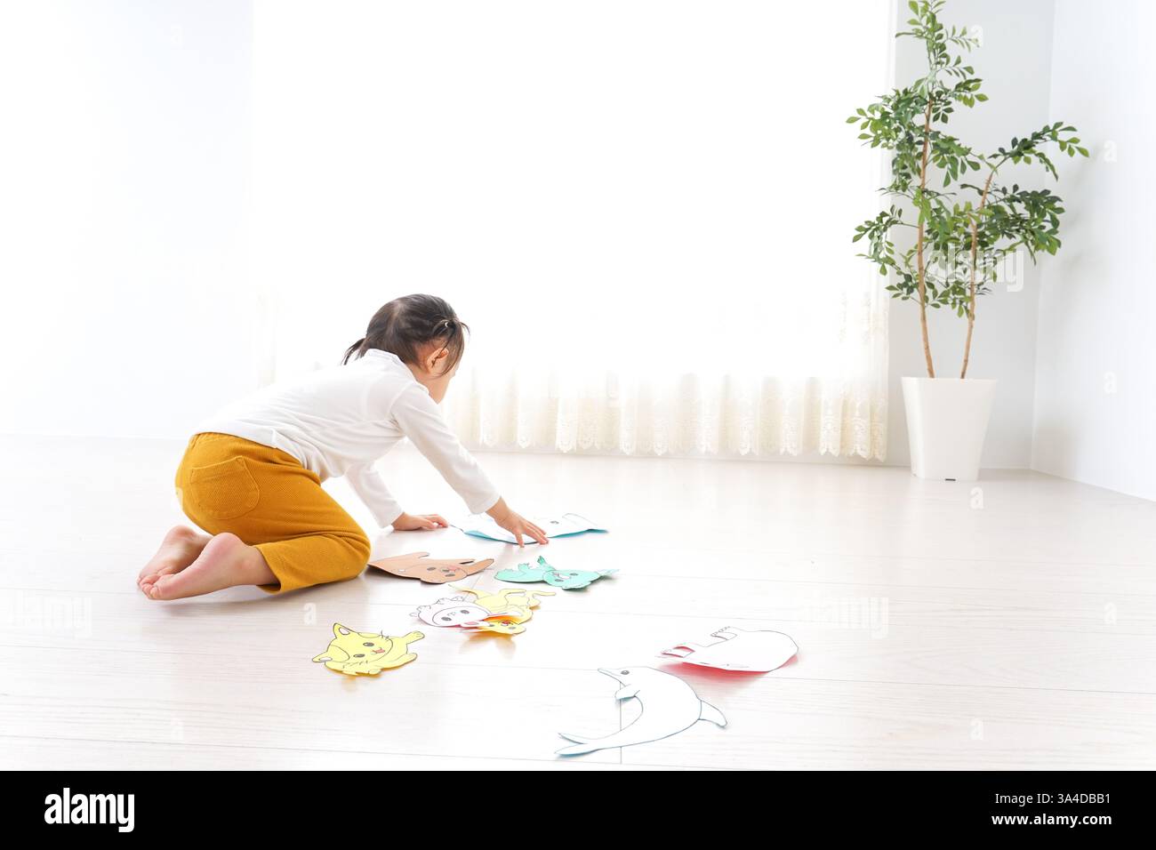 Children game house Cut Out Stock Images & Pictures - Alamy