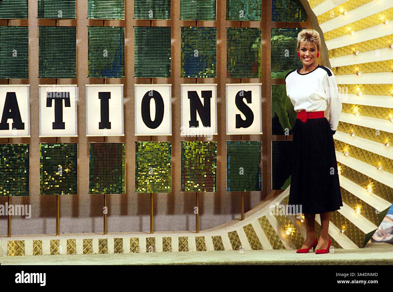 Mar. 25, 2005 - VANNA WHITE IN ''WHEEL OF FORTUNE'' 1987.#14356.© ALLAN ...