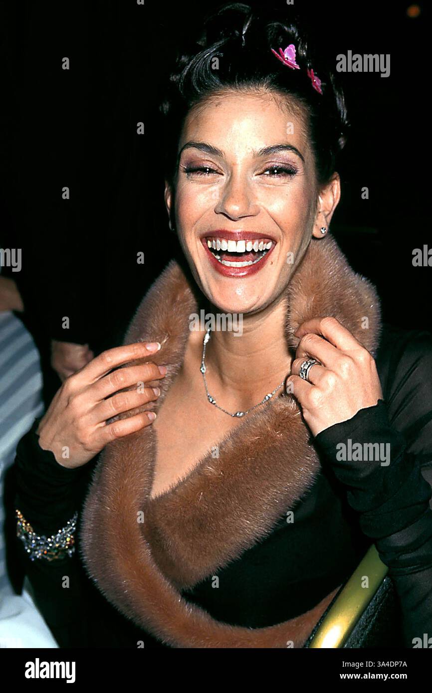 May 31, 2005 - K11044LR.24TH ANNUAL PEOPLES CHOICE AWARDS SANTA MONICA CA. LISA ROSE- 1998.TERI ...