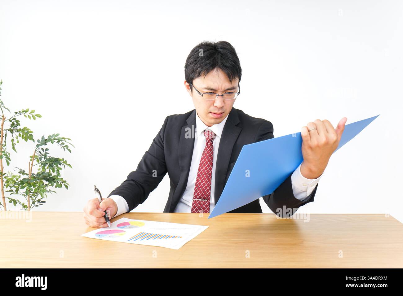 Settlement of accounts, audits and window dressing Stock Photo - Alamy